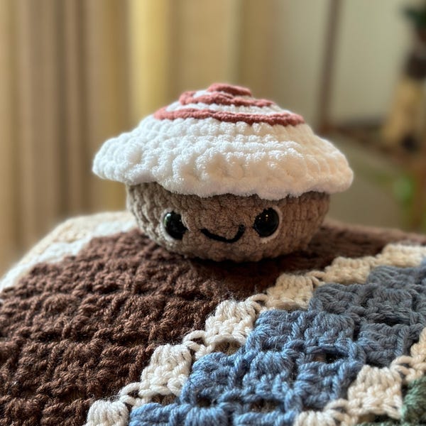 Mini Cinnamon Roll Crochet Pattern, Plush Cinnamon Buns, Sticky Buns ...