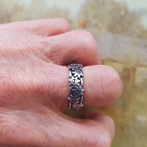 Endless Motion Rotating Cogs in a Moving Gear Mechanism for Fidgeting ...