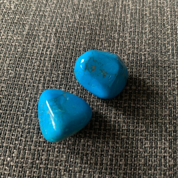Howlite Turquoise (dyed) Tumbled Crystal Stone - Etsy