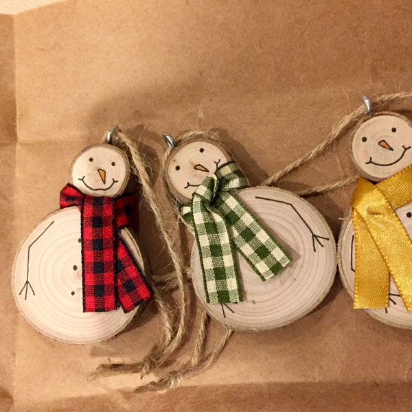 Snowman Christmas Tree Ornaments 2" Tree Slice (set of 3) Wood Snowmen ...
