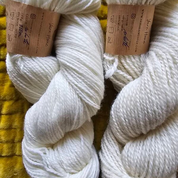 White Weaving Wool Threads - 100 G. Yarn for Dyeing - Lithuania Wool ...