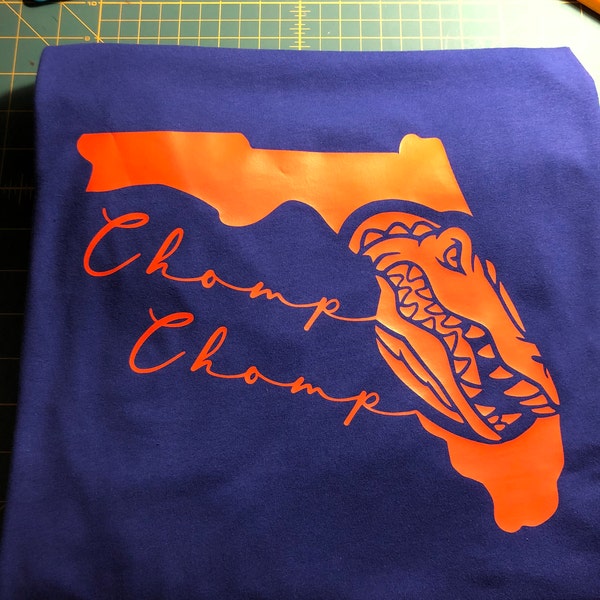 World Full of Kooks Unisex Tee - Etsy