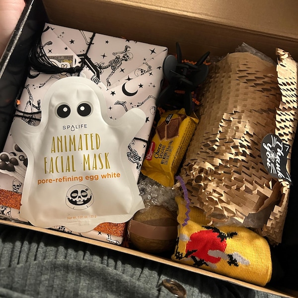 Halloween Blind Date With a Book Box , Halloween Book Gift, Book Lover ...