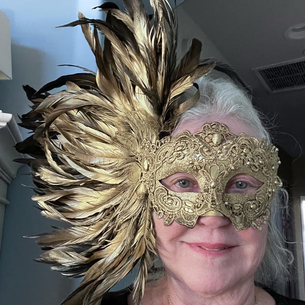 Black Bird Curved Beak Long Nose Skull Face Mask Top Feather Halloween ...