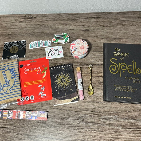 Treat Yourself!! Blind Date With a Mystery Book Box! Choose Your ...