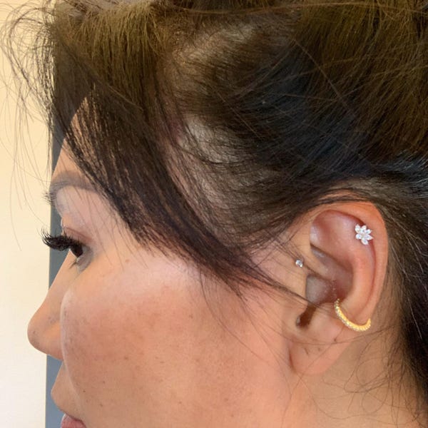 14K Solid Gold Star Burst Cartilage Stud Earrings Tiny Star Stud ...