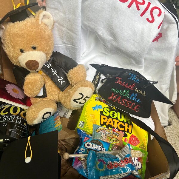 Kindergarten Graduation Box, Graduation Basket, High School, Graduation ...