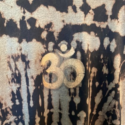 Om Symbol Stencil Reusable DIY Craft Stencils of an Ohm Symbol ...