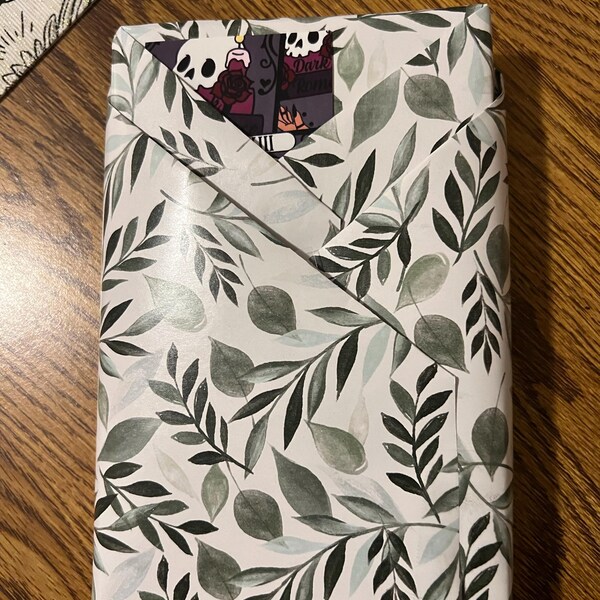 A Court of Thorns and Roses Dust Jacket Set | ACOTAR Merch | SJM Books ...