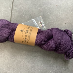 Winterberry Sock Setfull Skein 2 Mini Skeinsfingering/sock Weight75 Superwash Merino Wool/25 ...