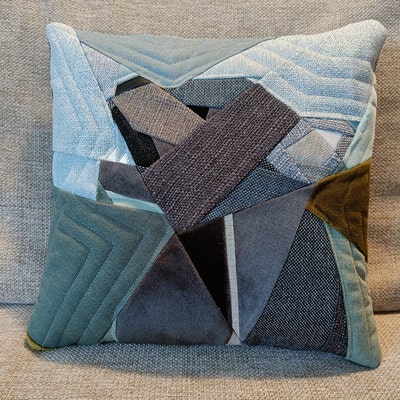 First Awoo Howling Wolf Pup FPP Quilt Pattern - Etsy