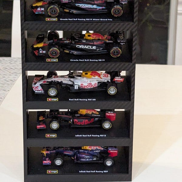 V2 6 Car Tilted Bburago 1:43 1/43 F1 Formula 1 Race Car Display Stand W ...