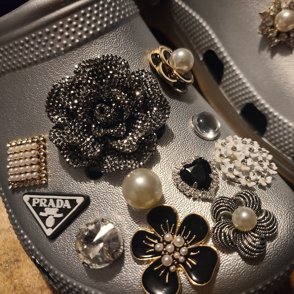 Black Flower Croc Charm. Rhinestone Croc Charms Set of 15 . Luxury Croc ...