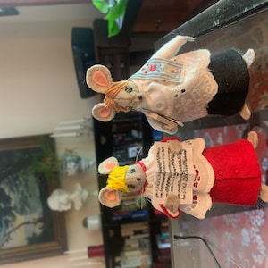 Irish Mice Celtic St. Patrick's Day Mouse Pair - Etsy