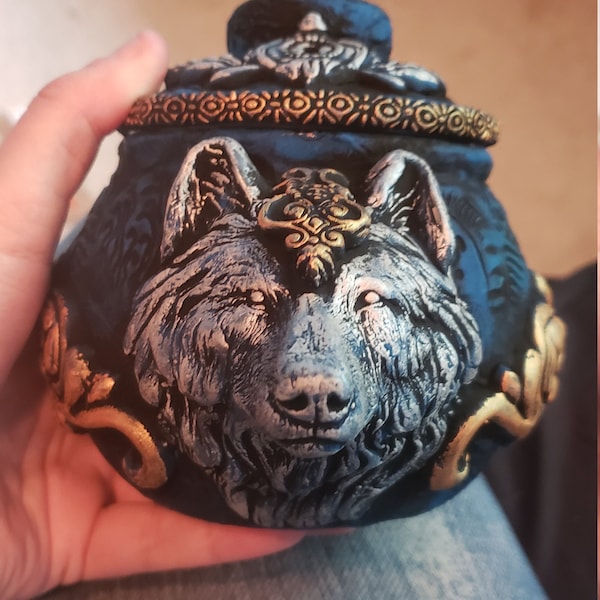 Wolf Head Apothecary Jar Potion Bottle / Gothic Home Decor Wiccan Altar ...