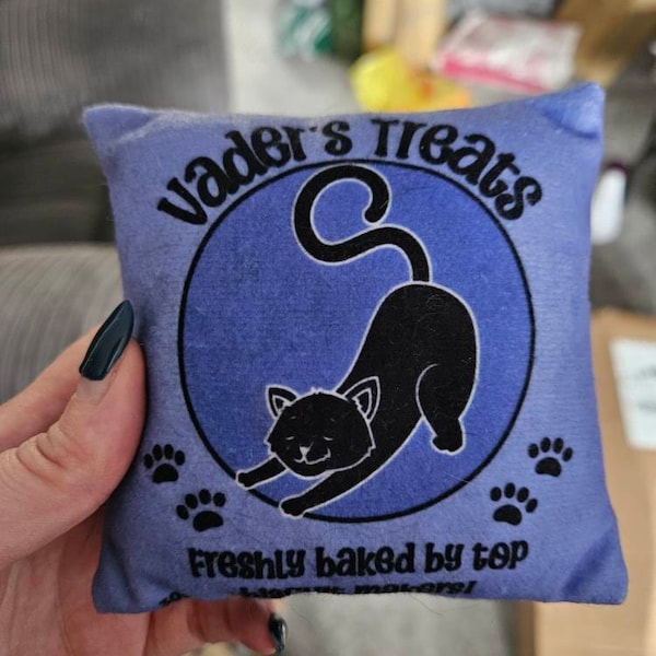 Cat Toy and Treat Gift Box, Cat and Kitten Hamper, Cat Pamper Box ...