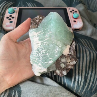 Amphibole Quartz / Angel Wing Phantom Quartz / Hematite Point 84g 8 ...
