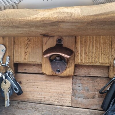 4 Pane RH Hot Tub Robe Towel Hanger Shelf - Etsy UK