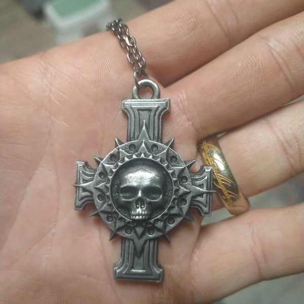 Inquisition Rosette Cross Pendent - Etsy