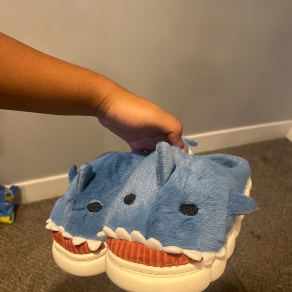 Cute Bee Pajama Snuggie | Cozy Animal Costume for Adults | Soft Fuzzy ...