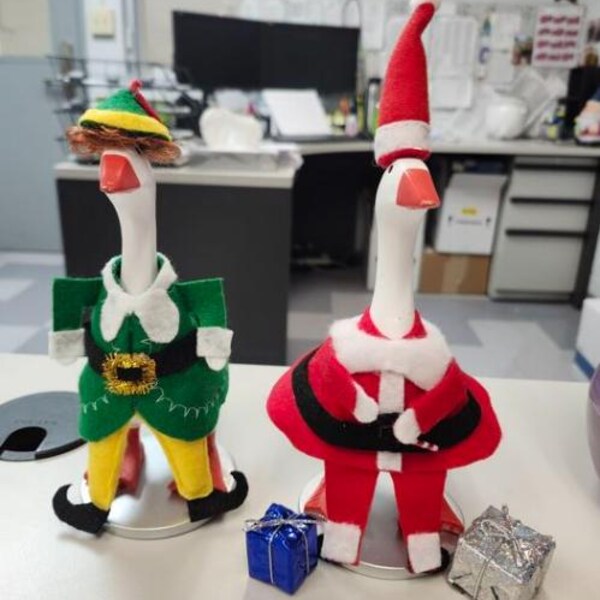 Snowman Goose Clothing Size Large 2427 Goose Outfits for Cement or ...