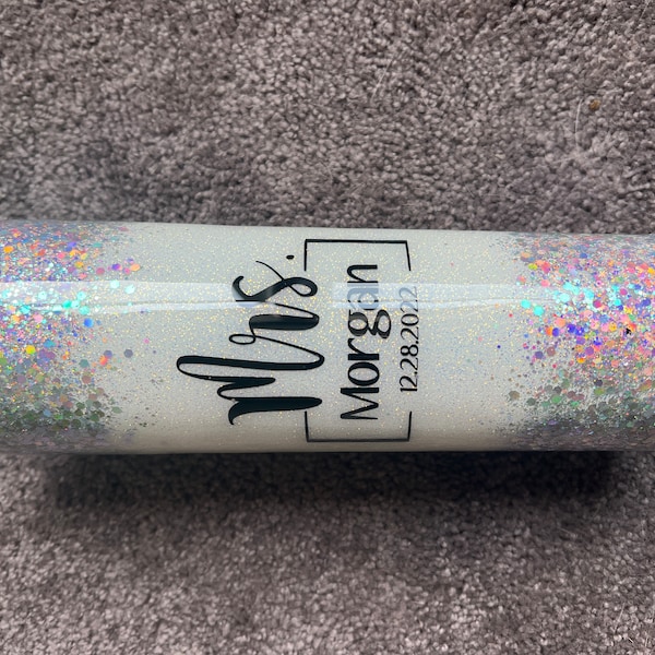 Mr and Mrs Epoxy Tumbler Set | Bridal Gifts | Newly Wed Tumblers ...