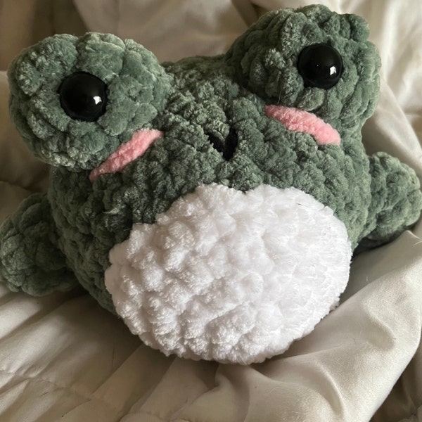 Large Fluffy Frog Squish, Gift for Frog Lovers, Fuzzy Crochet Frog ...