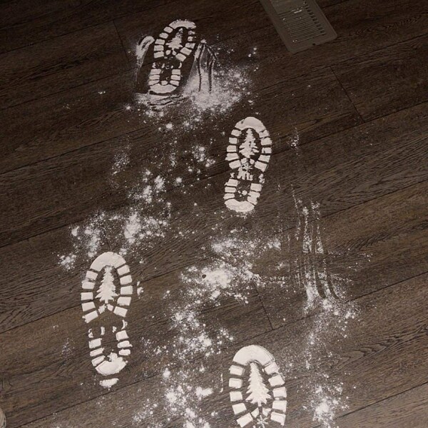 Santa Footprint Template for Christmas Eve - Magical MDF Stencil for ...