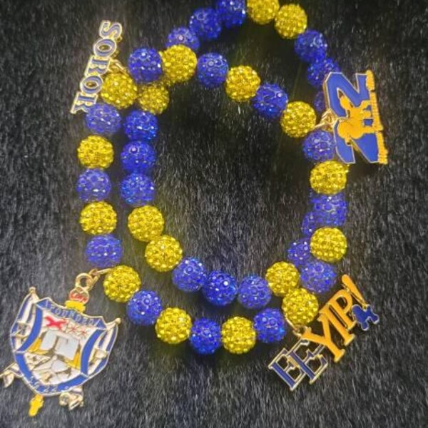 Sigma Gamma Rho Hand Sign Brooch - Etsy