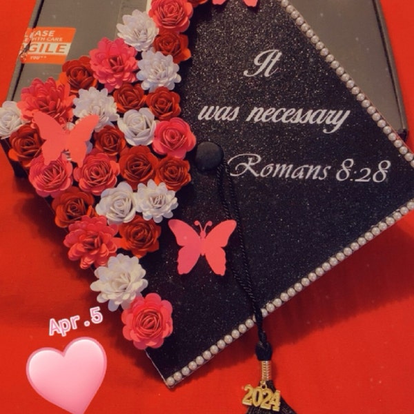 Graduation Cap Topper / Graduation Cap / Grads Cap / Class of 2022 ...