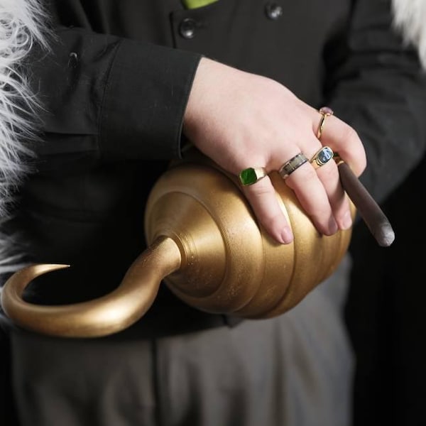 Crocodile Inspired Wearable Cosplay Hook Prop. Fan Created Replica - Etsy