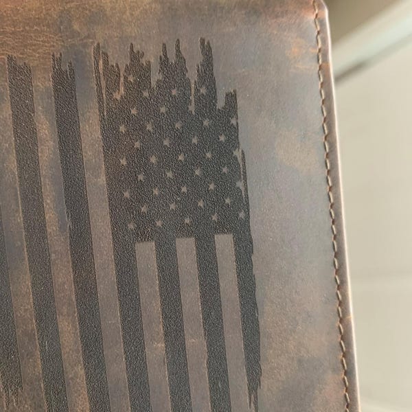 Personalized American Flag Men's Leather Wallet. American Flag Wallet ...