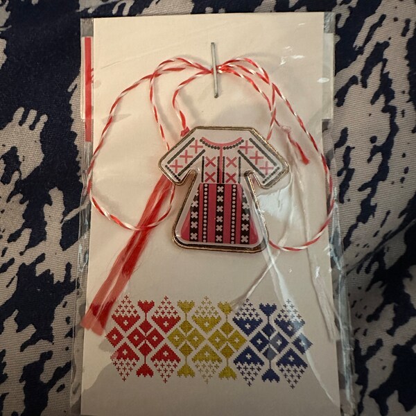 Martisor, Martisoare, Romanian Traditional Costume Wooden Martisor ...