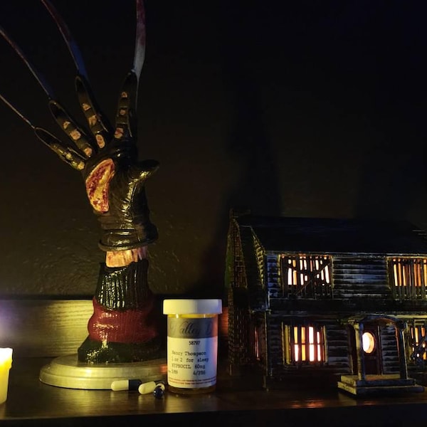 Three Seashells Demolition Man Replica Prop Display - Etsy