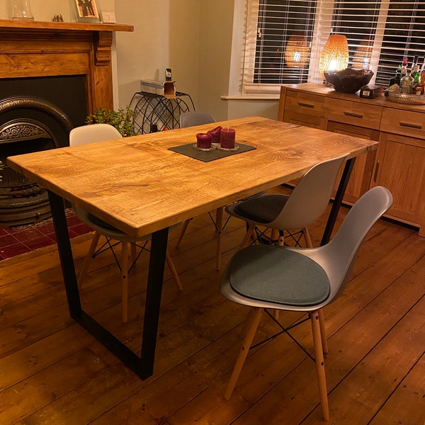 Extending Scandinavian Farmhouse Dining Table - Extendable Solid Wooden Table With Wooden Table ...