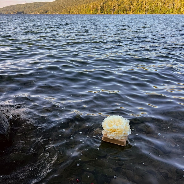 Biodegradable Cremation Urn for Ashes – Water Burial Kit - Etsy