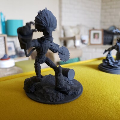 Liberated Gigerian Royal Brood King With Guardians by - Etsy