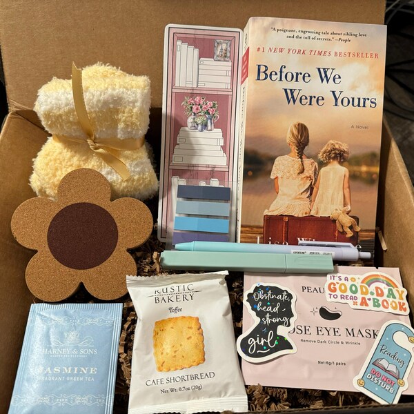 Book Blind Date Gift Set Box Without the Book Lover Club Bookish ...
