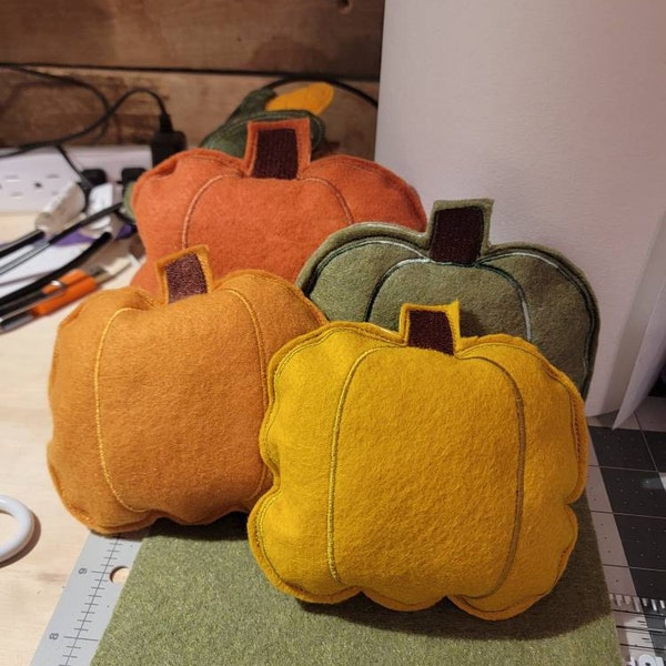 Felt Pumpkin in the Hoop Embroidery Machine Design for the 4x4 or 5x7 ...