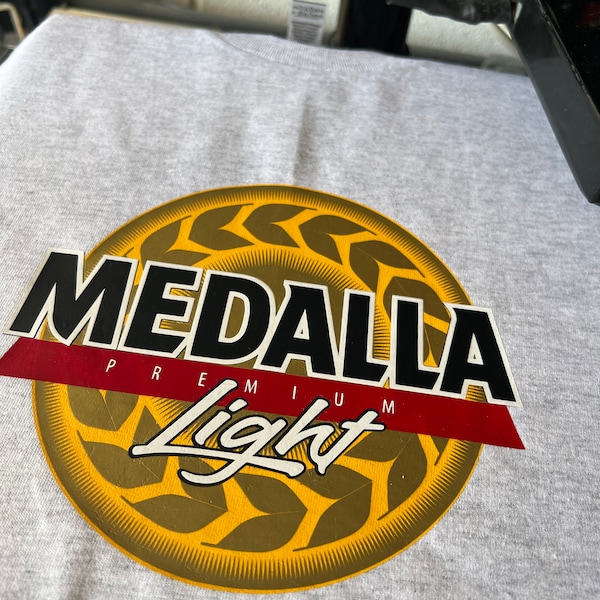 Medalla Light Logo, Medalla Light Puerto Rico, Medalla Light SVG ...