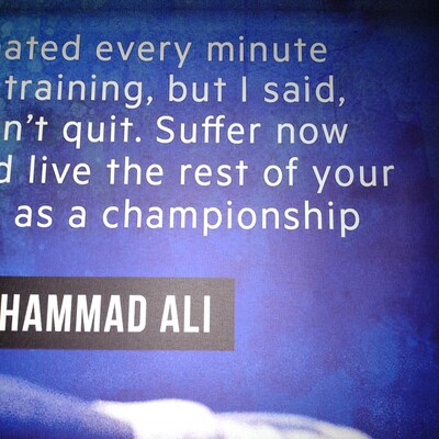 Punk Queen Elizabeth Winking Canvas Art Wall Art Graffiti Print Picture ...