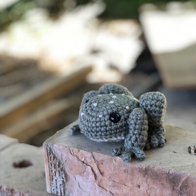 Toad Familiar Crochet Pattern - Etsy