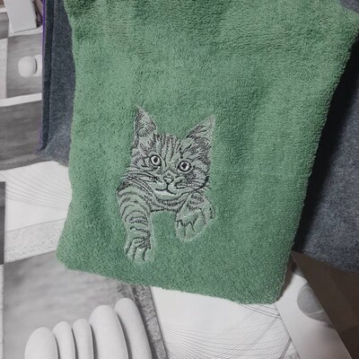 Cute Tabby Cat on a Light Background Machine Embroidery Design Cute ...