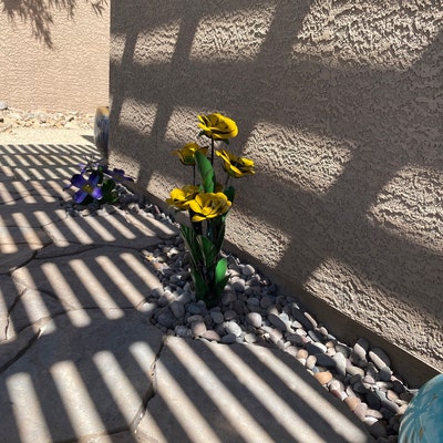 Metal Roses.metal Flowers.small Metal Roses.metal Yard Art.yard Art ...