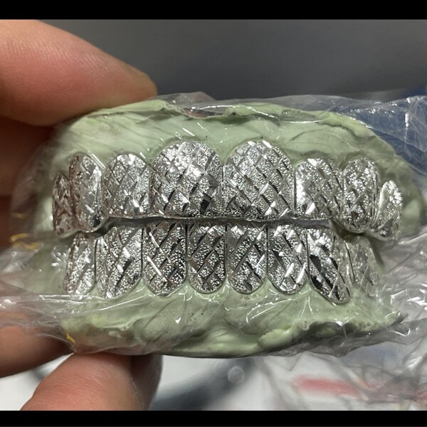 Custom Grillz With Extended K9s and Back Bar - Etsy