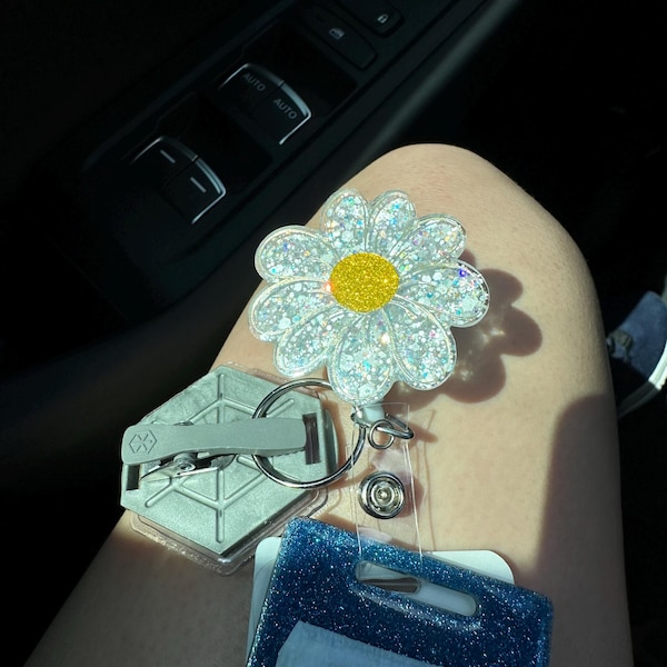 Daisy Badge Reel, Flower ID Holder, Spring Badge Reel, Summer Badge ...