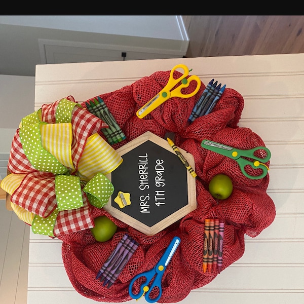 Personalized Wreath for Teacher, Back to School Classroom Decor, World ...