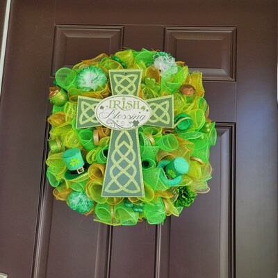 Infinity Love Wreath Form - Etsy