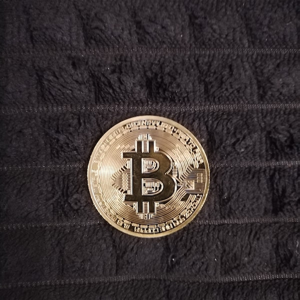 50 Piece Cryptocurrency & Bitcoin Stickers | Crypto Accessories | Meme ...