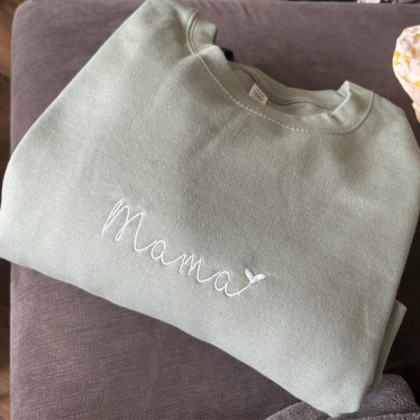 Mama and Mini Sweaters / Embroidered Matching Jumper / Twinning Outfits ...